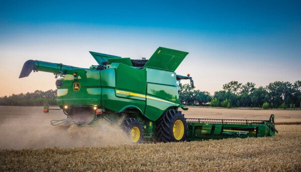 John Deere Announces Major Model Year 2027 Tractor Updates - Tuckwells