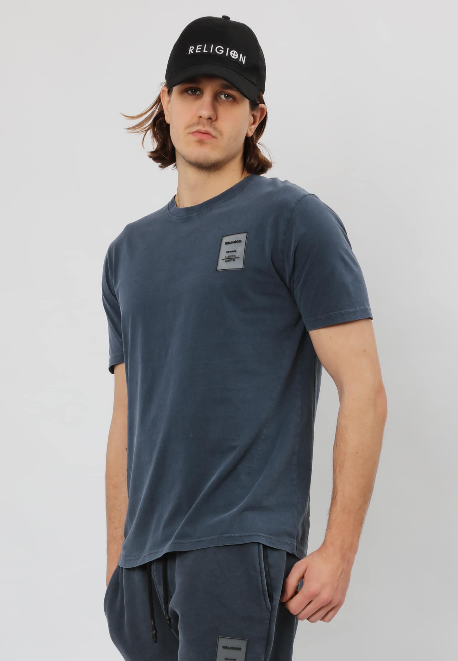 Tag T-Shirt - Washed Acid Indigo Size S - Tuckwells
